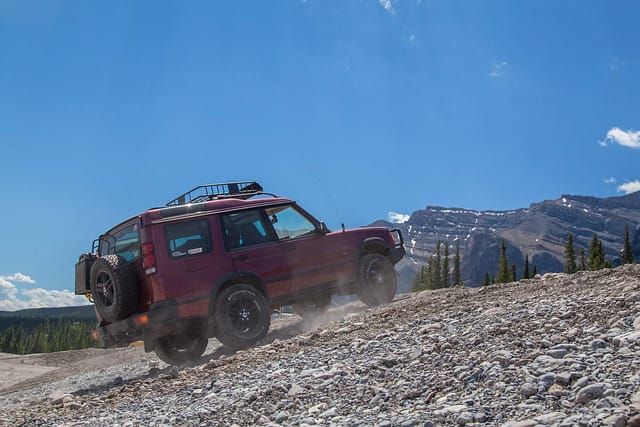 Ascending Hills and Slopes While Off-Roading | Off-Road Discovery